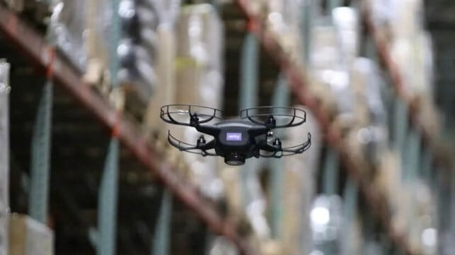 Maersk prueba un dron volador para gestionar el inventario - WLS